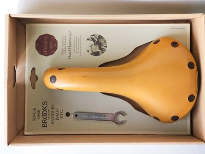 Brooks Colt Saddle Mustard Color Copper Rivets New W Box Leather