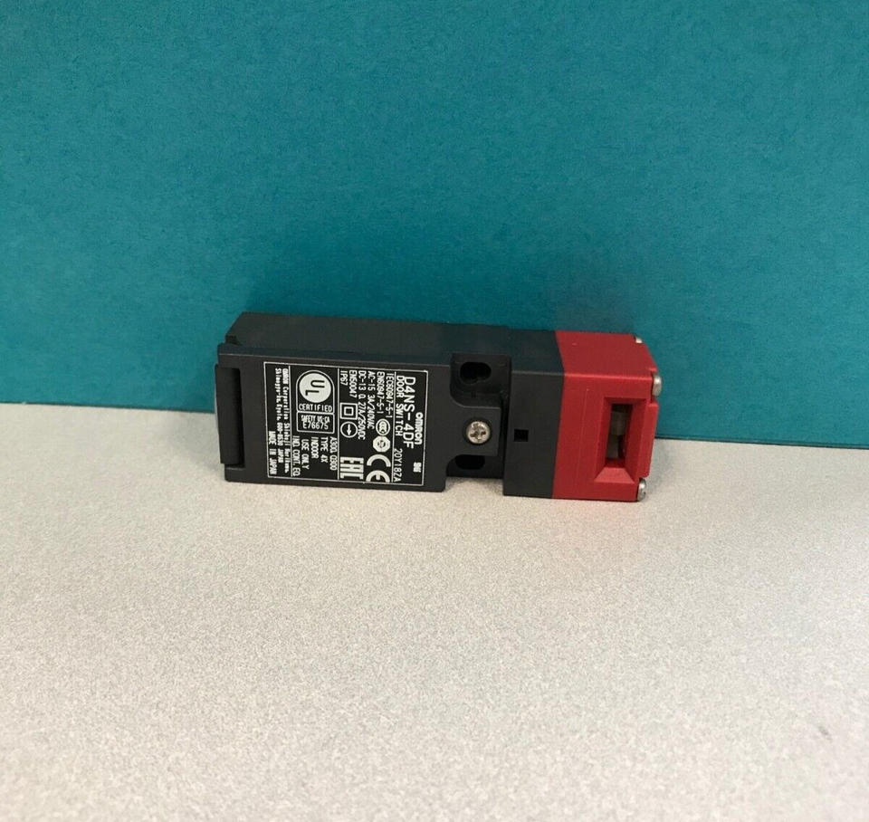 OMRON STI D4NS-4DF Safety-Rated Interlock Switch, Plastic, 3NC | eBay