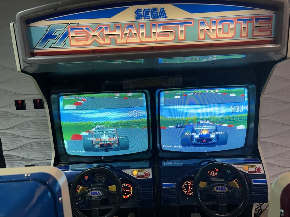Arcade coin SEGA 1991 F1 Exhaust Note No. 10303 Dual Sit down Arcade ...