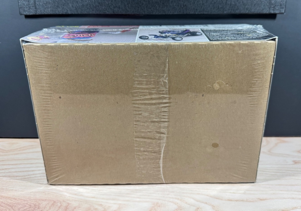 REVELL - ED "BIG DADDY" ROTH - OUTLAW w/ROBBIN HOOD FINK - KIT #7622 ...