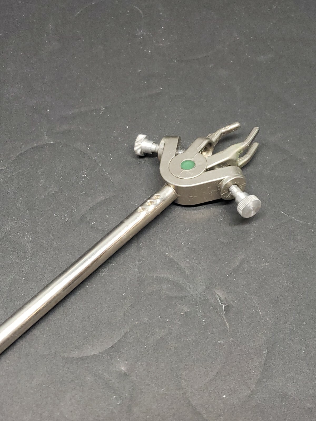 VWR Talon Three-Prong Extension Clamp Medium Dual Adjustment 21572-802 ...