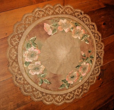 Kitchen & Table Linens - Arts Crafts Tablecloth