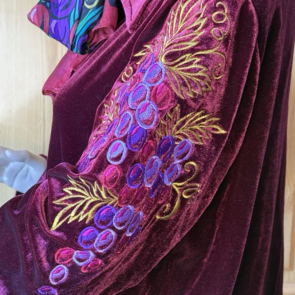 Bob Mackie Jacket S Red Embroidered Grapes Zip Up Velvet Art to Wear w ...