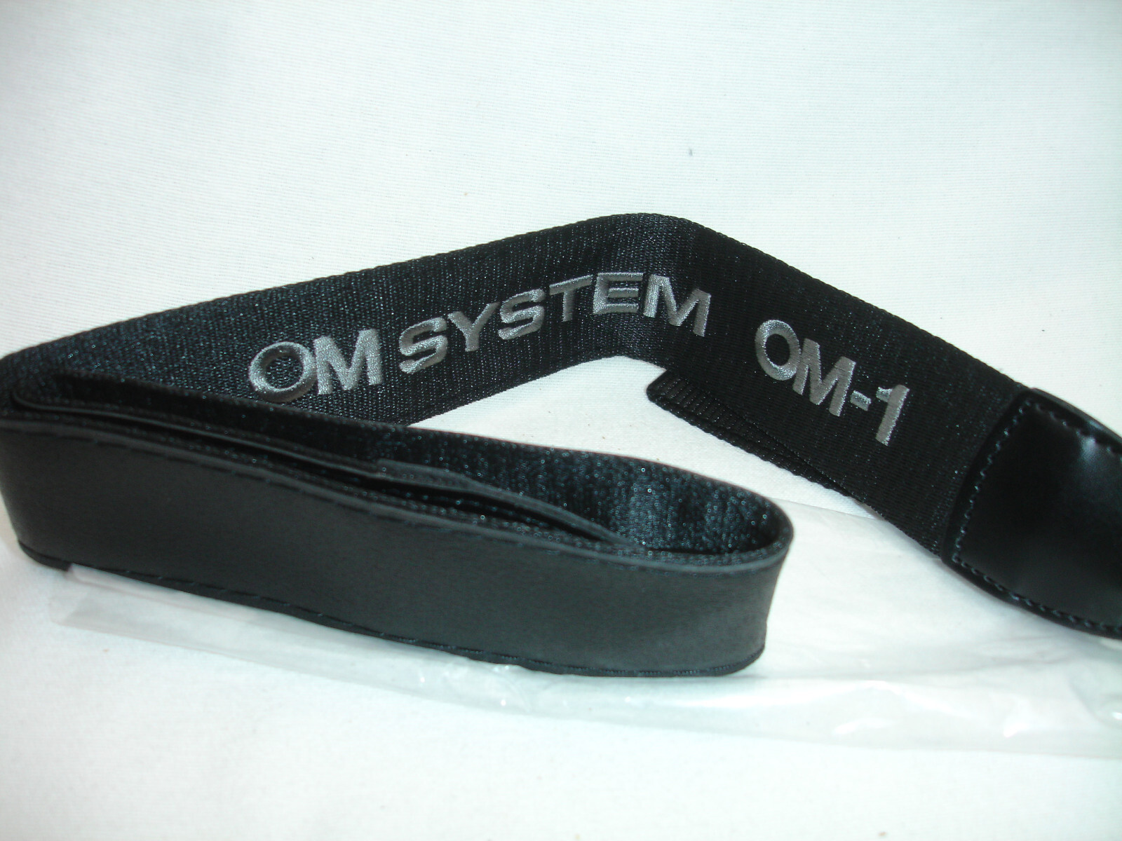 Olympus OM SYSTEM OM-1 camera neck strap | eBay