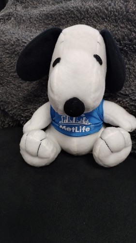 Snoopy Plush MetLife #1 Peanuts World 2011 Collectible Stuffed Toy with ...