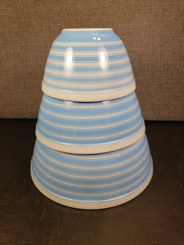 VINTAGE PYREX BLUE STRIPE MIXING BOWLS #401, 402, 403 NICE D16 | eBay