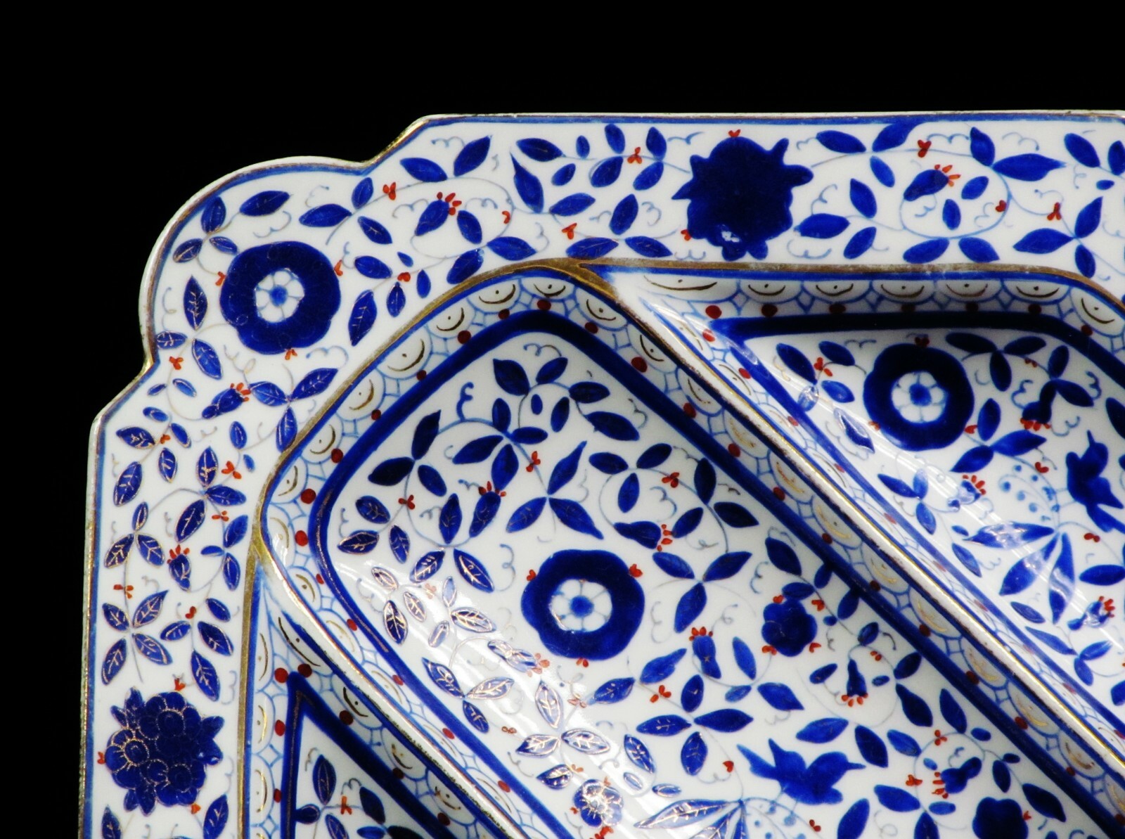 Set Of 4 Antique Hand Painted Royal Vienna Blue & White Color square ...