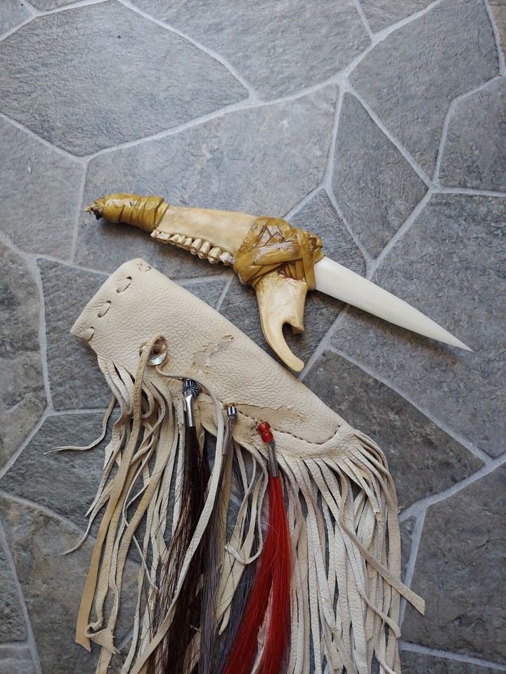 Native American Primitive Bone Knife & Jawbone Handle | eBay