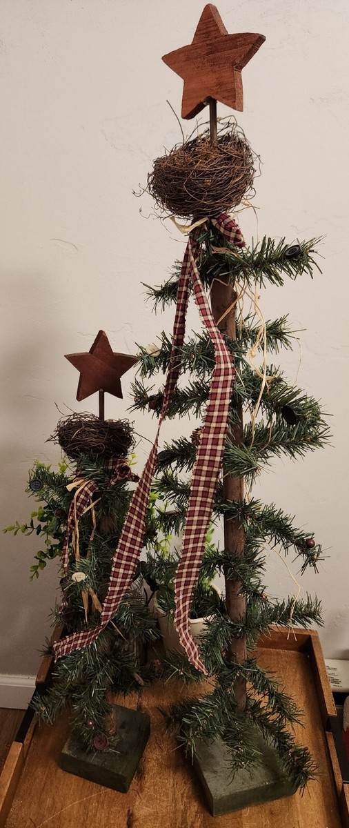 Primitive Christmas Tree