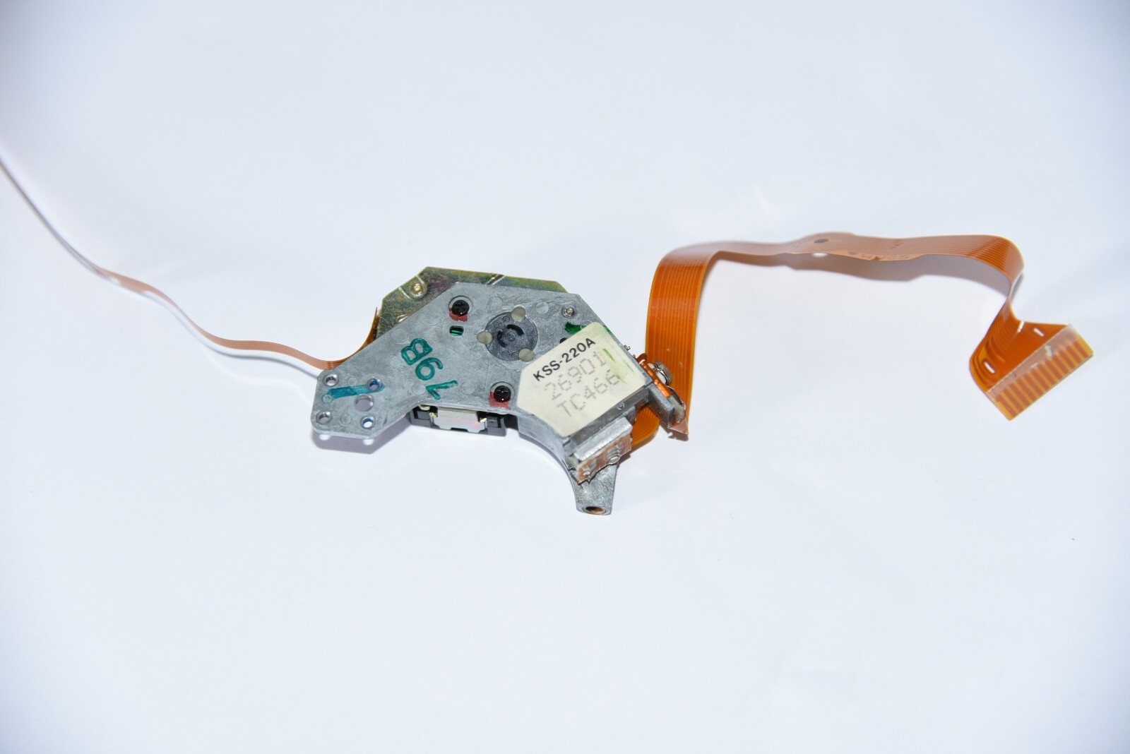 1PCS Sony KSS-220A Laser For Sony Discman D-555 D-z555 D-88 | eBay