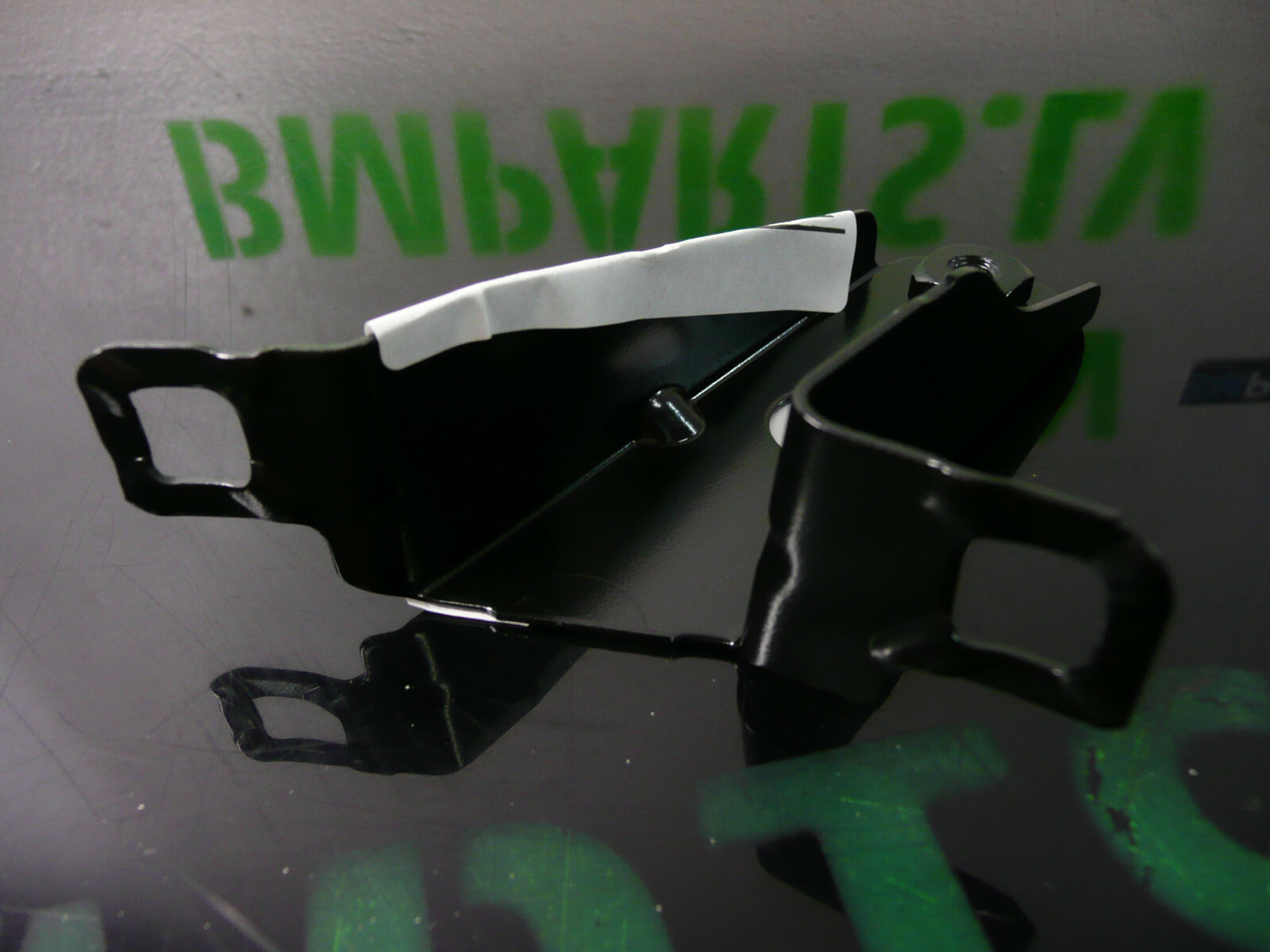 NEW GENUINE BMW F30 F31 F32 F33 SIDE PANEL BRACKET, FRONT LEFT 1 ...