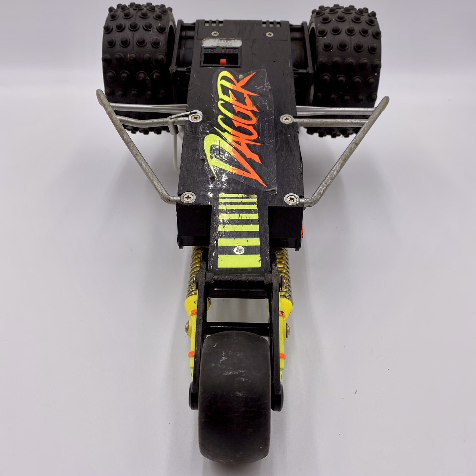 RARE Vintage 1996 TYCO R/c Dagger Stunt Vehicle Remote Control Car ...