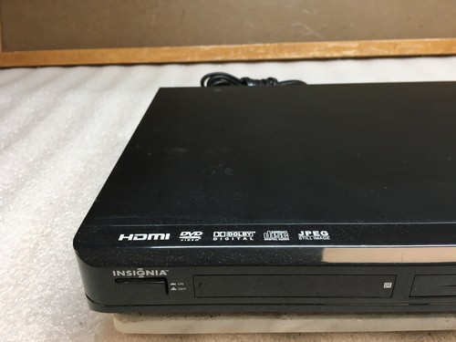 Insignia NS-UPDVD Dolby Digital HDMI Upconvert Compact Disc CD/DVD ...