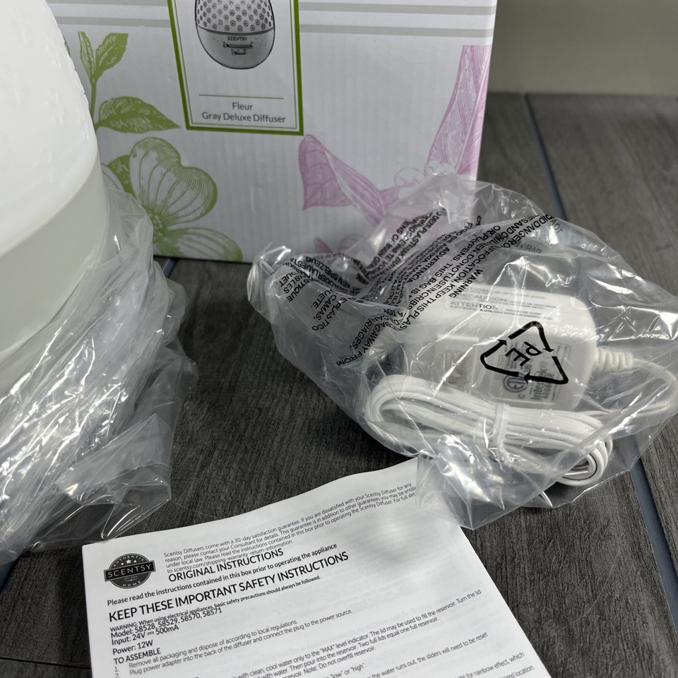 Scentsy Fleur Gray Deluxe Diffuser Essential Oil Aroma Diffuser NEW ...