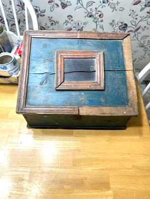 DATED 1843 PAINTED SCANDINAVIAN WOODEN DOCUMENT BOX WITH HINGED LID ...
