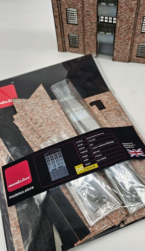 Modelux OO Gauge 'London Western Gateway' Warehouse kit - low relief ...