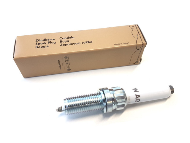 Audi original A4 A5 A6 A7 A8 Q5 RS4 RS5 NGK Bujías 06m905606f conjunto ...