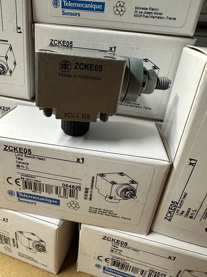 ZCKE05 LIMIT SWITCH ACTUATOR HEAD Telemecanique/ Schneider Electric | eBay