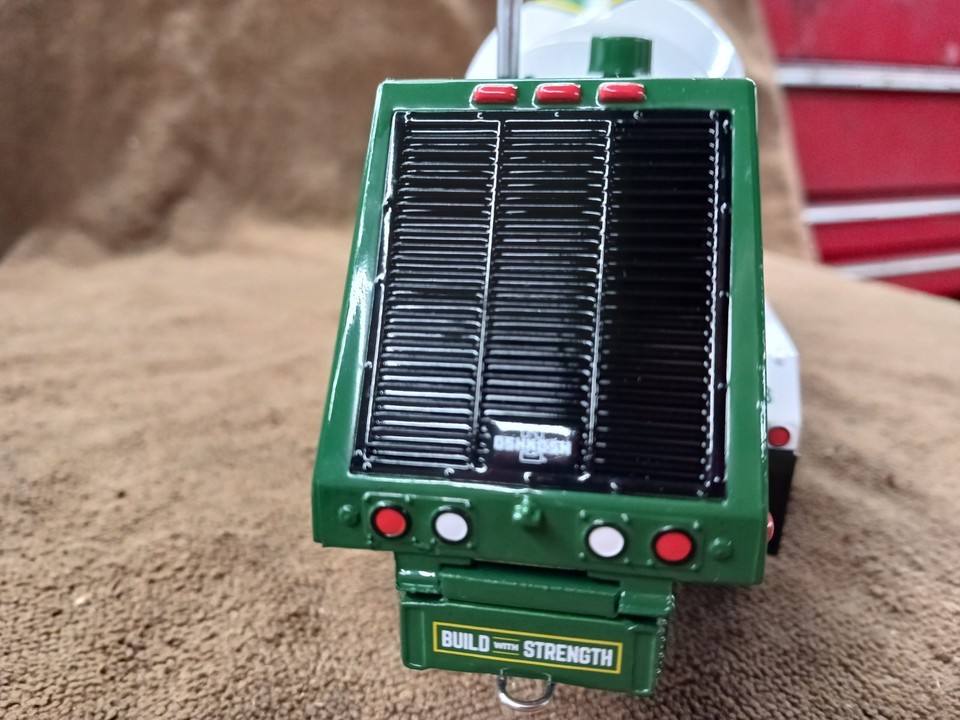 NEW HUGE SUZIO CONCRETE DIECAST METAL OSHKOSH MIXER 125TH ANNIVERSARY ...