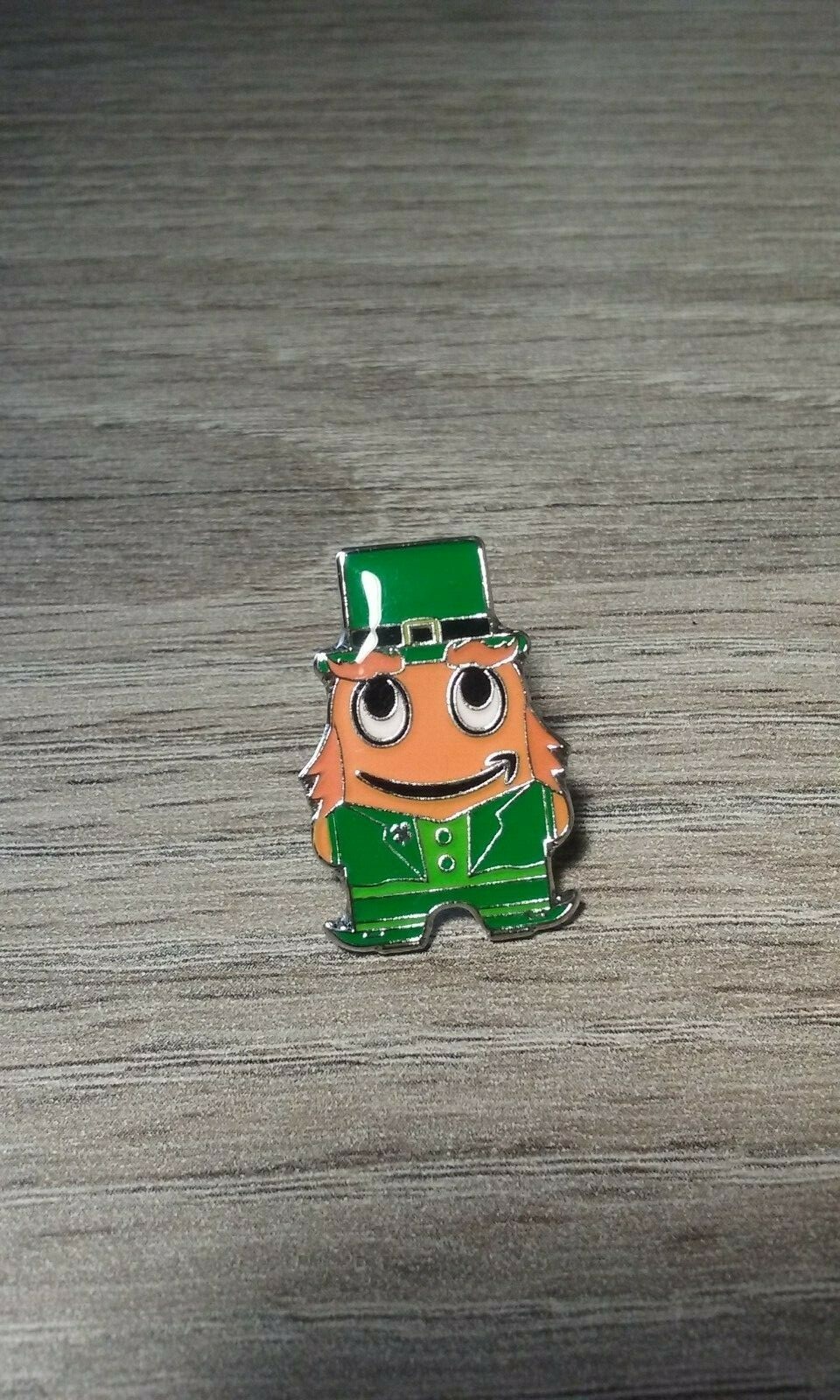 AMAZON RARE ST. PATRICK'S DAY EMPLOYEE SWAG PECCY PIN - PINBACK - BRAND ...