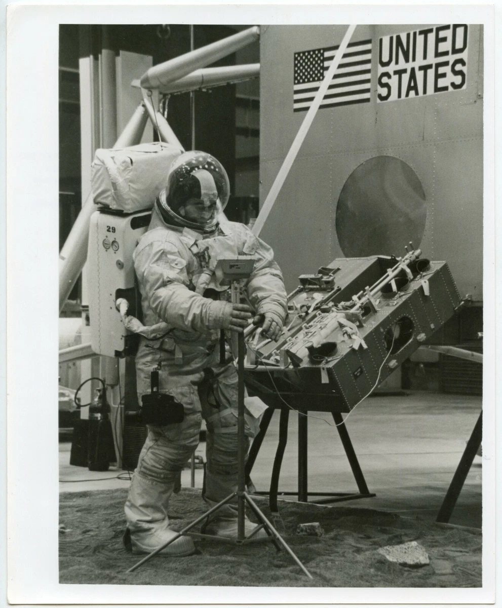 Astronaut Simulator Machines