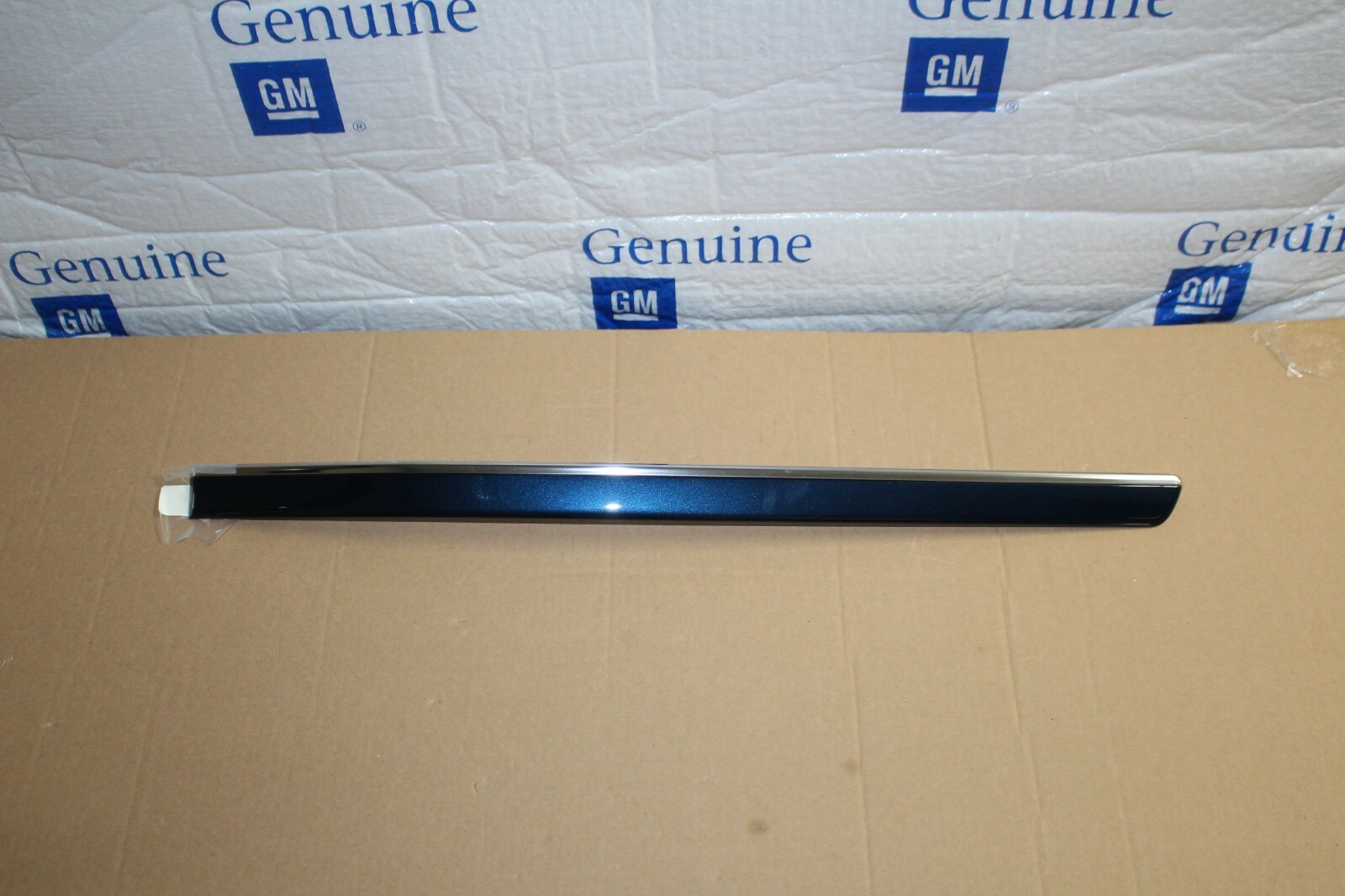 2007-2017 GMC ACADIA Denali REAR LEFT DOOR MOLDING (OEM) | eBay
