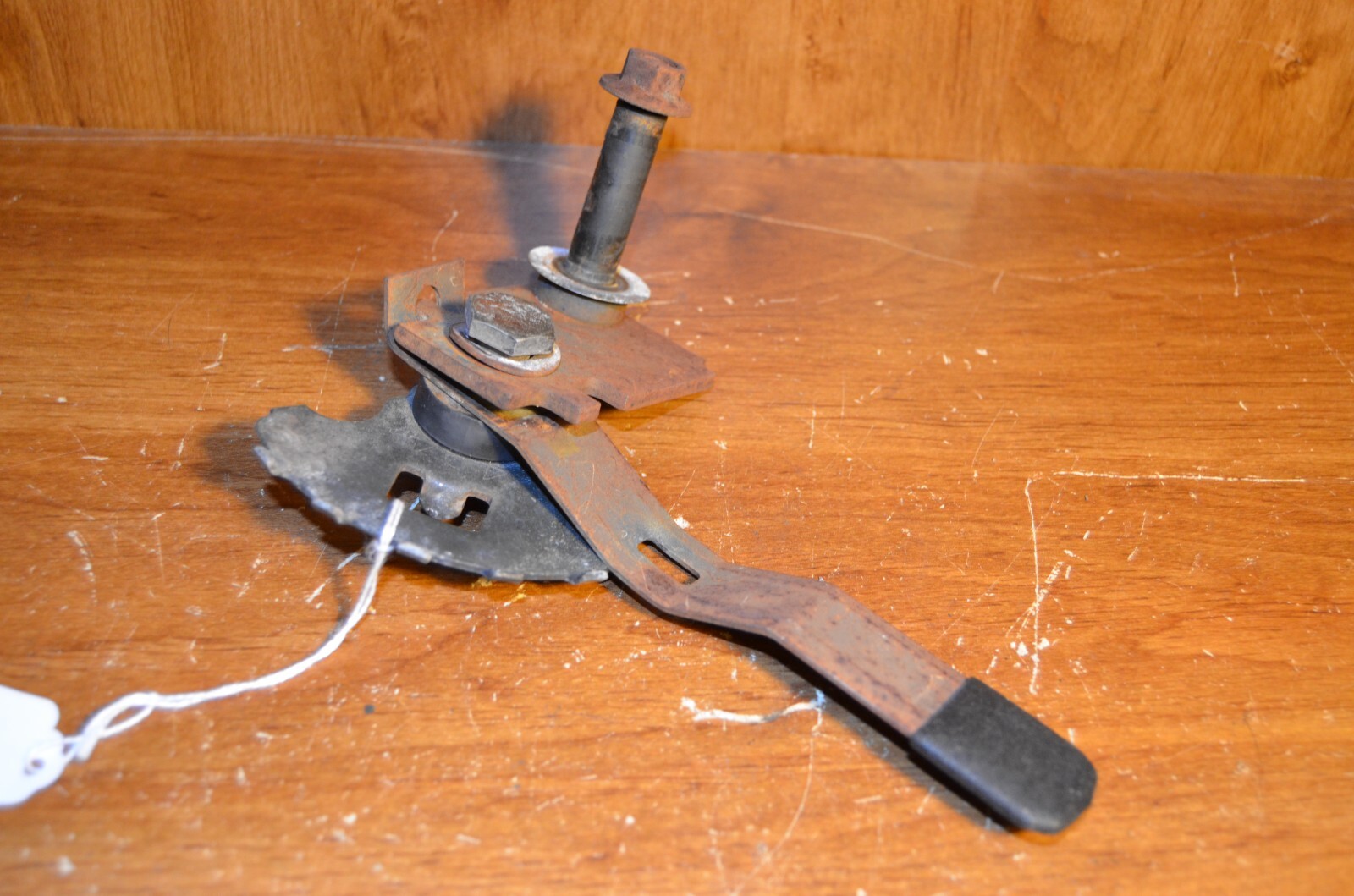 Murray Front Wheel Axle LH Height Adjuster Assembly 709300 for sale ...