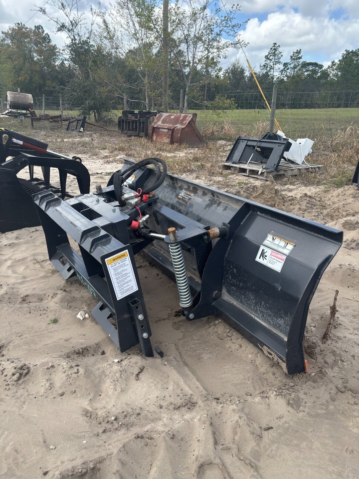 NEW UNUSED 84" DOZER PLOW BLADE SKID STEER ATTACHMENT KUBOTA BOBACAT ...