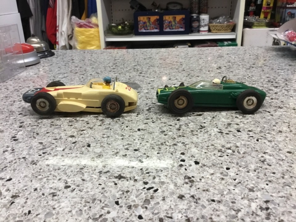 Lot of 2 Marx 1960’s slot cars . Green Formula 1 Race car # 222 Rare ...