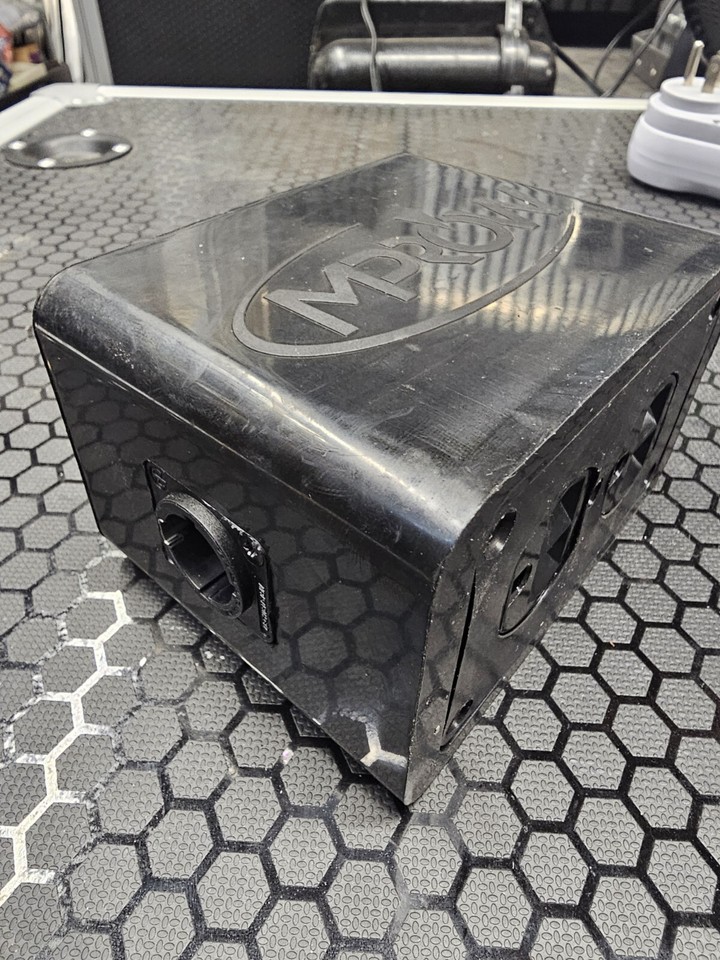 MPROW Rubber Quad Box Neutrik True1 Power Distribution Twist-Lock ...