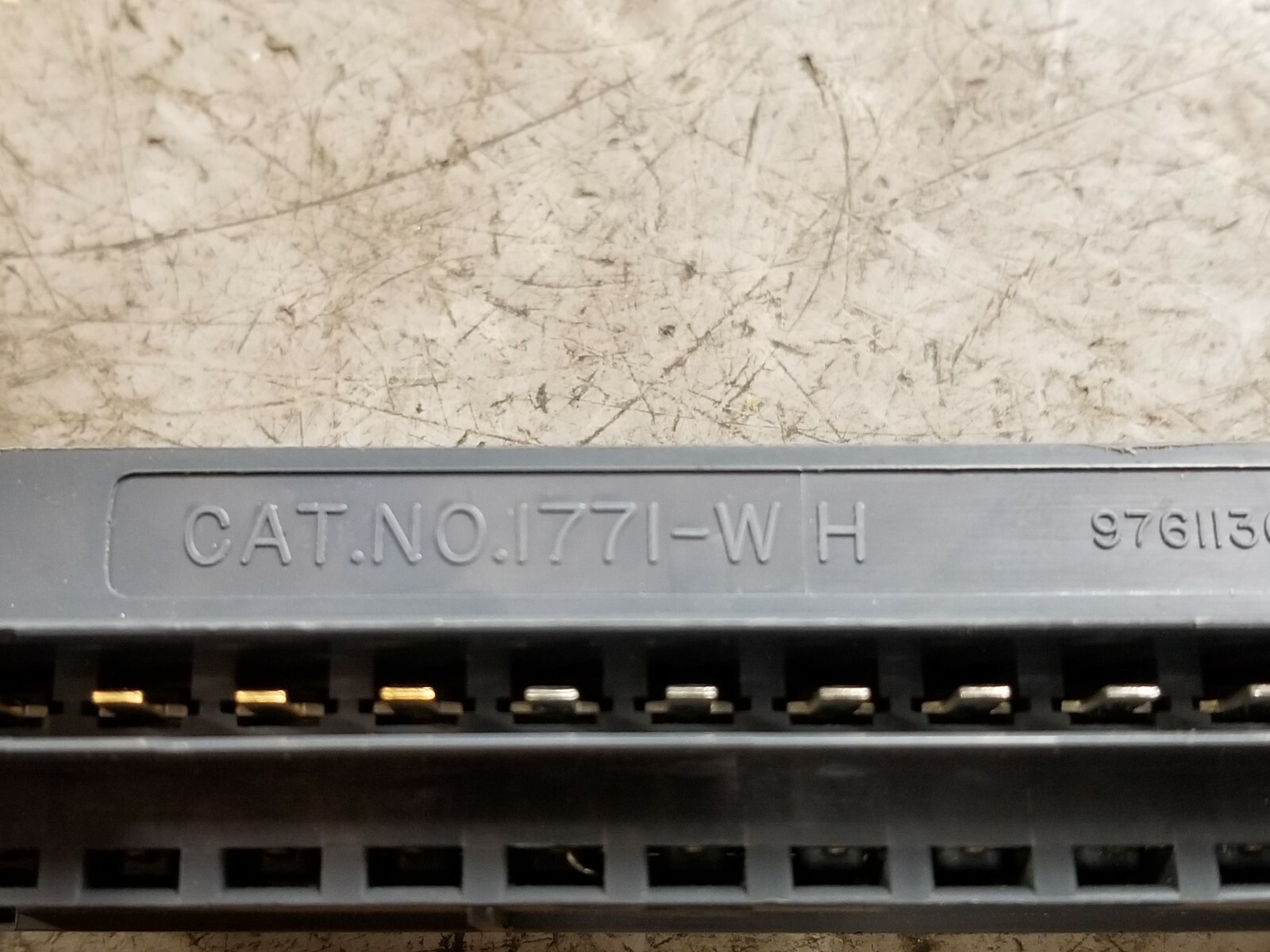 (5) ALLEN BRADLEY BUCHANAN 1771-WH SWING ARM TERMINAL WIRING LOT OF 5 ...