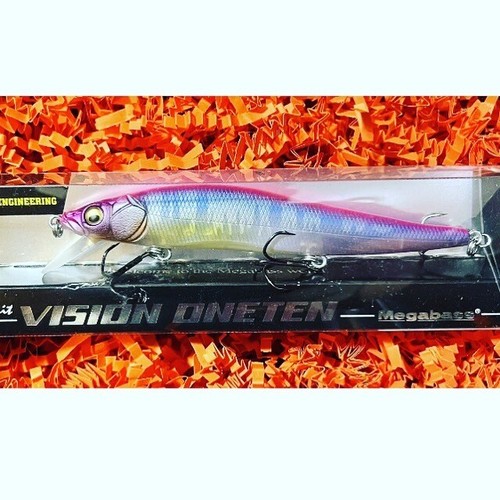 Megabass Ito Vision 110 - Respect Series - Pink Back Frozen Hasu New In ...