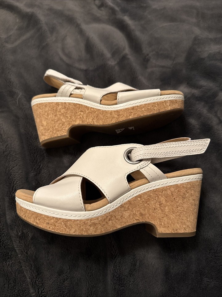 Clark’s Women Giselle Loop White Leather Casual Sandal Shoes | eBay