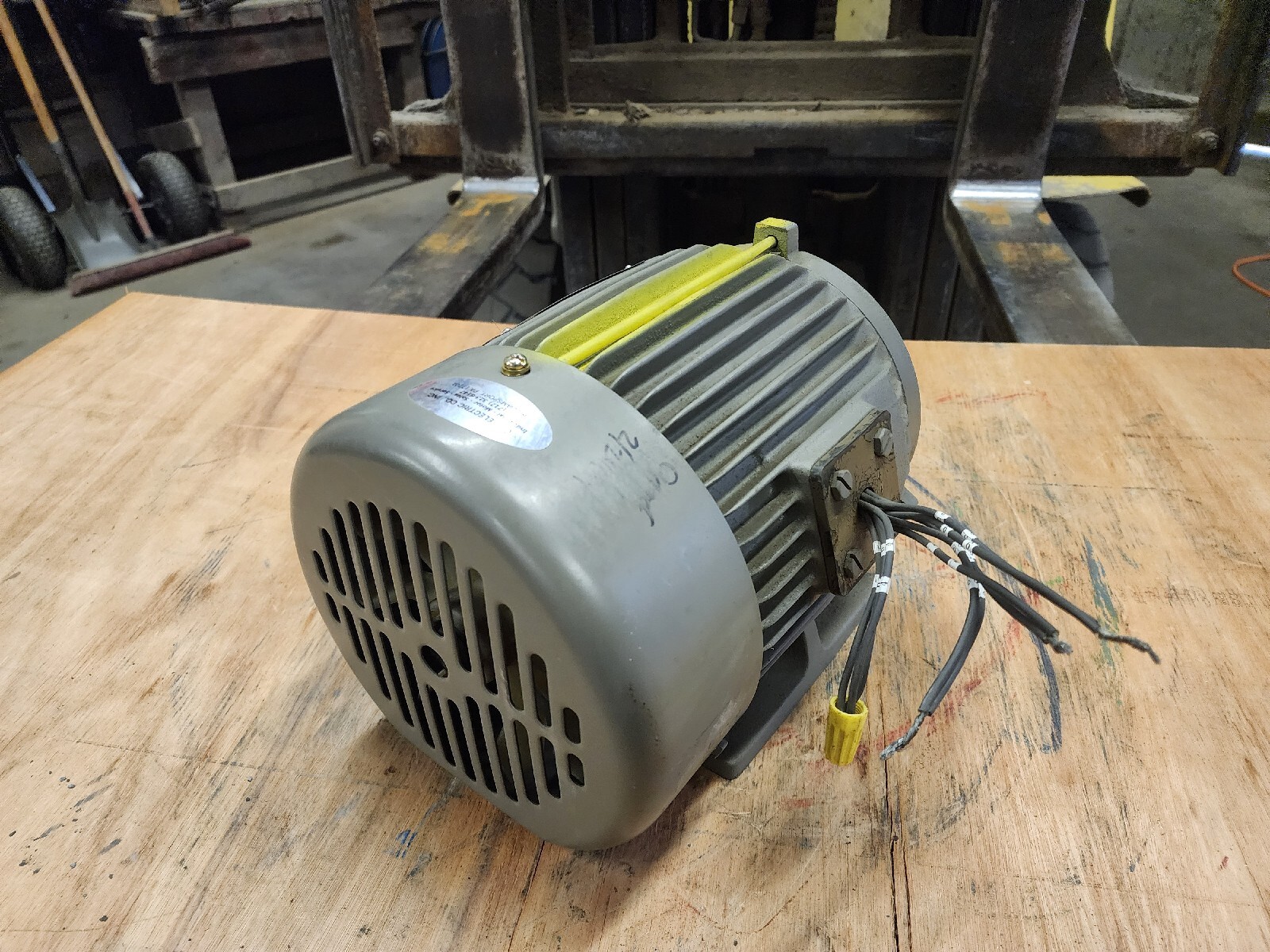 Toshiba 3/4 HP 3 Phase 865 RPM TEFC Electric Motor 145T Mod B3/48FGF2A4 ...