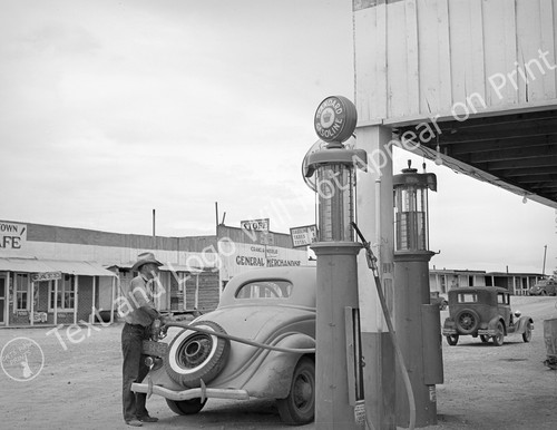 1940 Gas Station, Pie Town, New Mexico Vintage Old Photo 8.5" x 11 ...