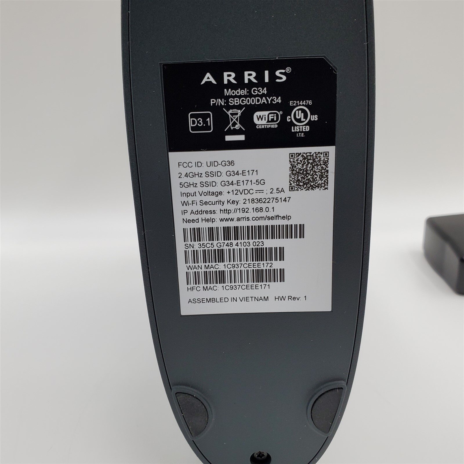 ARRIS Surfboard G34 DOCSIS 3.1 Gigabit Cable Modem & AX3000 Wi-Fi 6 ...