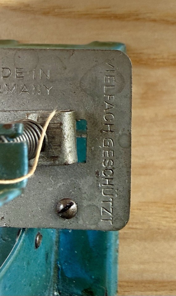 Antique German Child’s Sewing Machine Tin Hand Crank c1915 Working ...