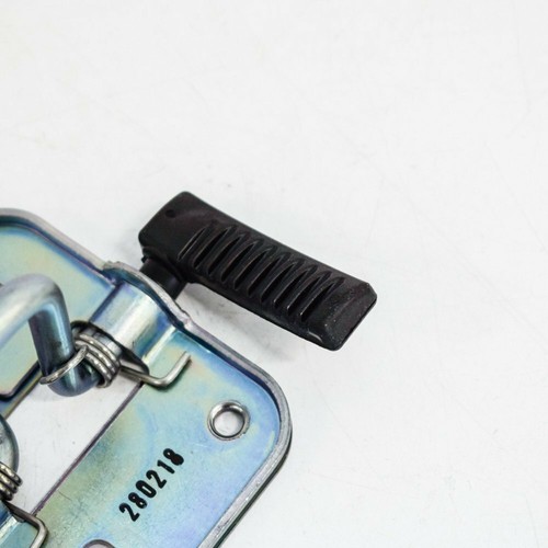 Gancio di bloccaggio del cofano anteriore Volkswagen Golf Mk7 ...