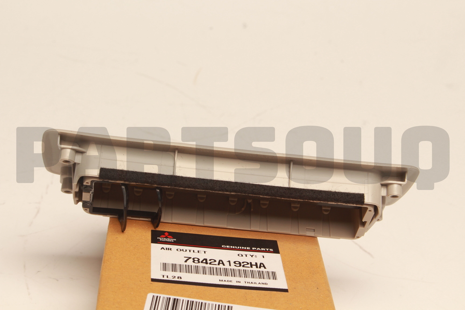 7842A192HA Genuine Mitsubishi AIR OUTLET,ROOF VENT | eBay