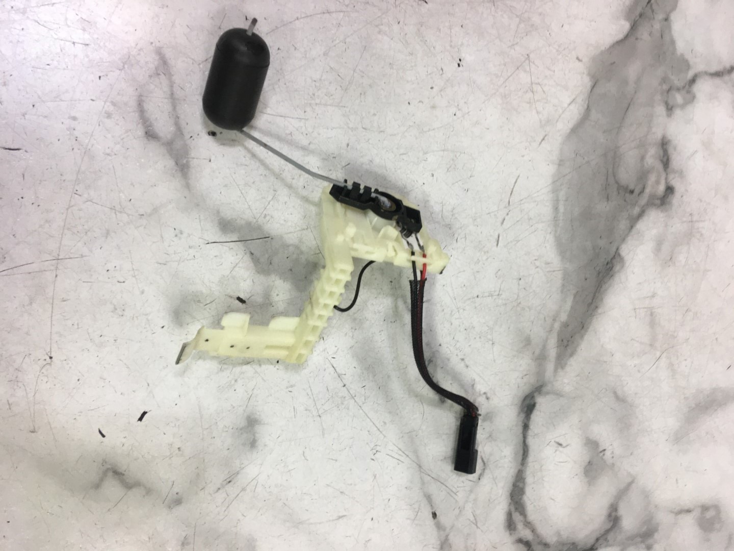 12 Harley Davidson FXDB Dyna Street Bob gas fuel level Sensor sending ...