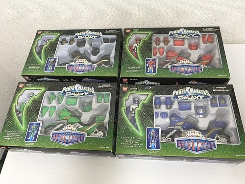Bandai USA ASTRO CYCLE POWER RANGERS LOST GALAXY (BLUE GREEN RED Magna ...