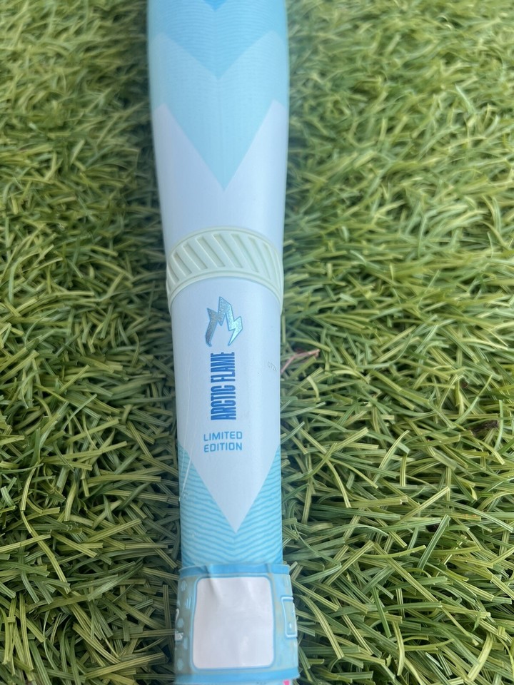 Easton Hype Fire Arctic Flame 31” -5 | eBay