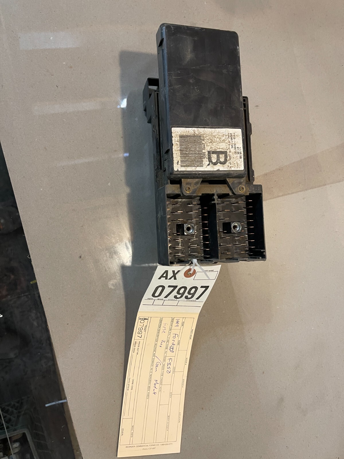 1999-2000 Ford F350 7.3L Powerstroke fuse box GEM Module f81b 14a067-af ...