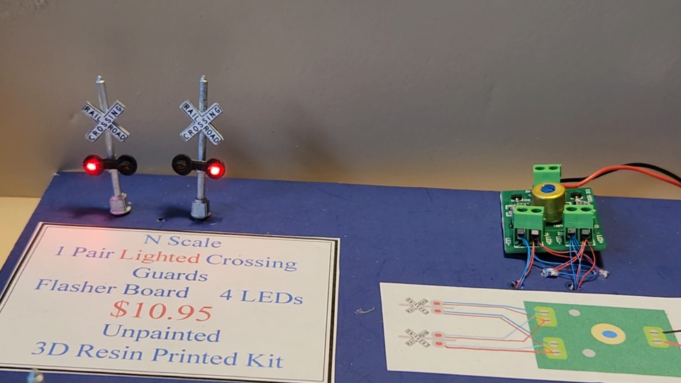 (2) N Scale Railroad Grade Crossing Signals w/ Controller | eBay