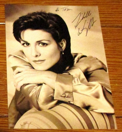 Michelle Wright 5" X 7" B&W Photograph AUTOGRAPH Country Music Singer ...