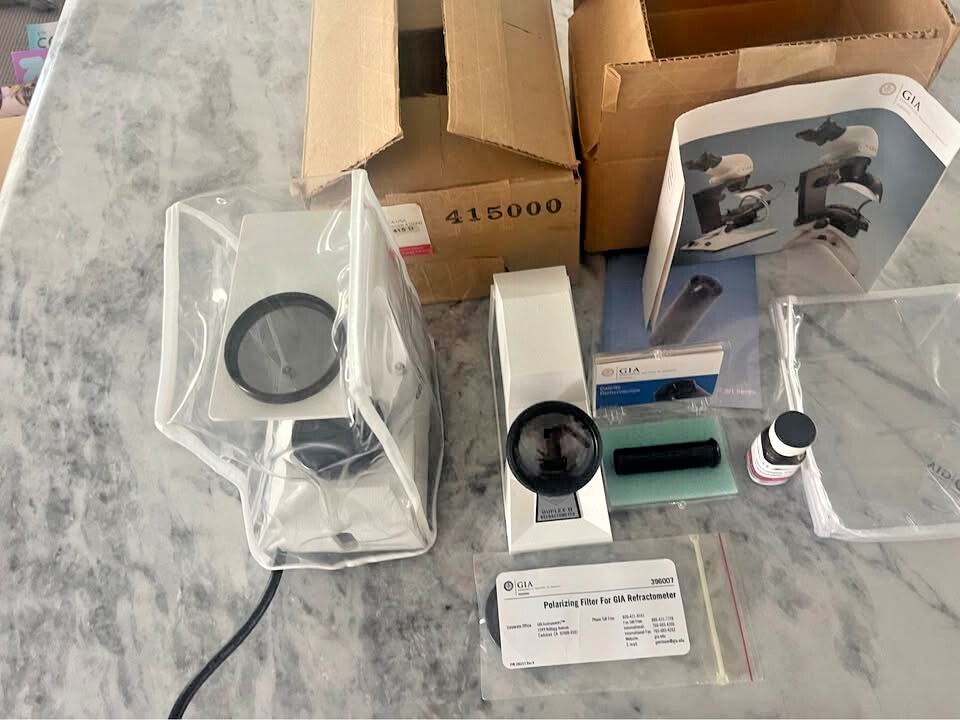 GIA Illuminator Polariscope (415000) & Duplex II Refractometer ...