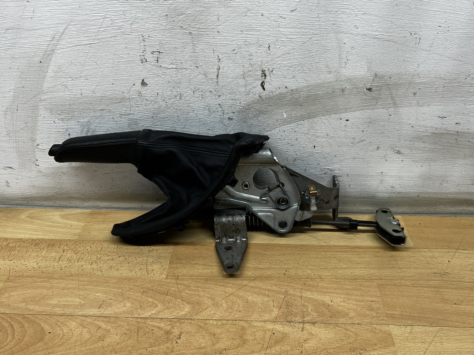 BMW 3 SERIES E90 E92 HANDBRAKE PARKING LEVER BLACK LEATHER 7900778 ...