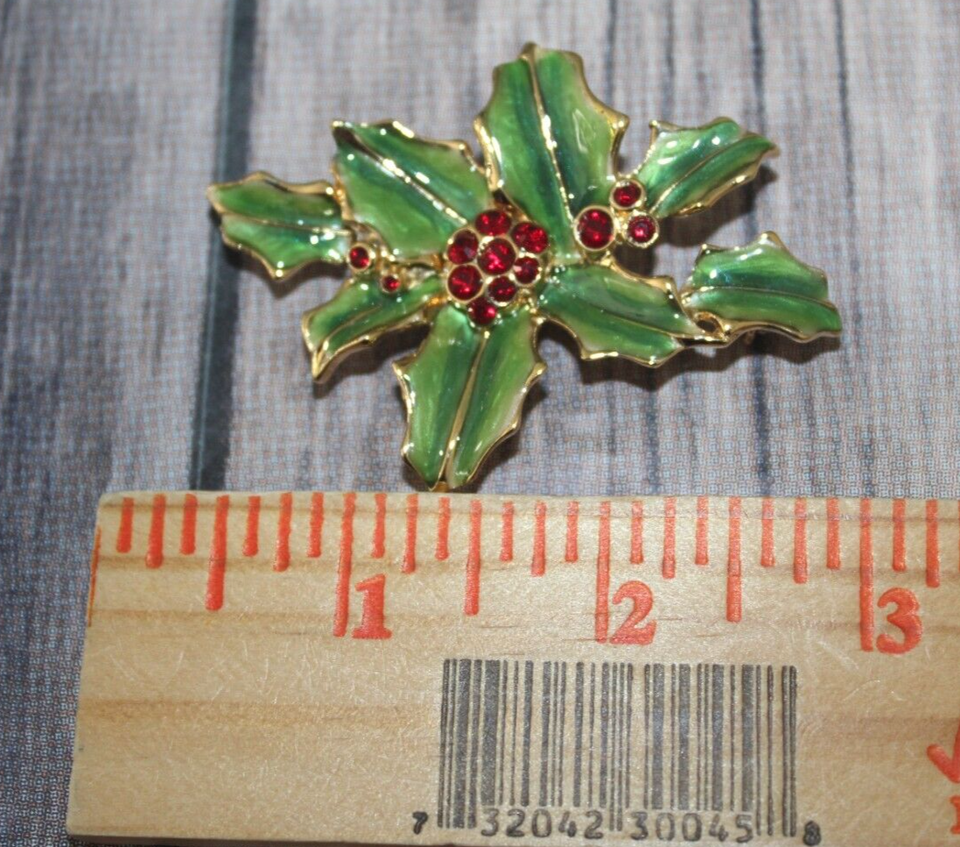 Talbots Christmas Holiday Pin Holly Leaves Berries in Box 3" x 1.5 ...
