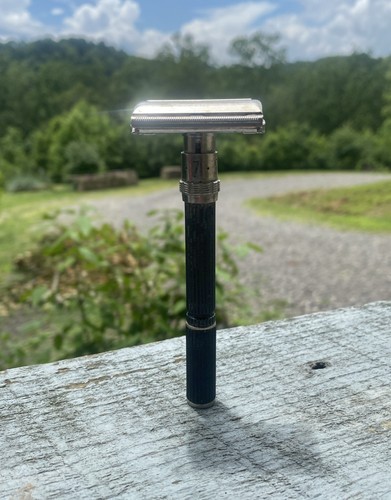 Vintage 1969 Gillette O3 DE Adjustable Safety Razor Black Long Slim ...