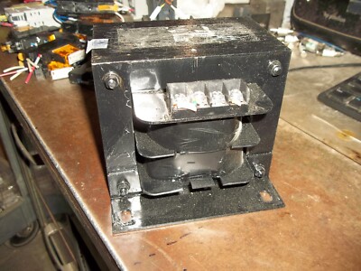 Transformers - Transformer 750Va